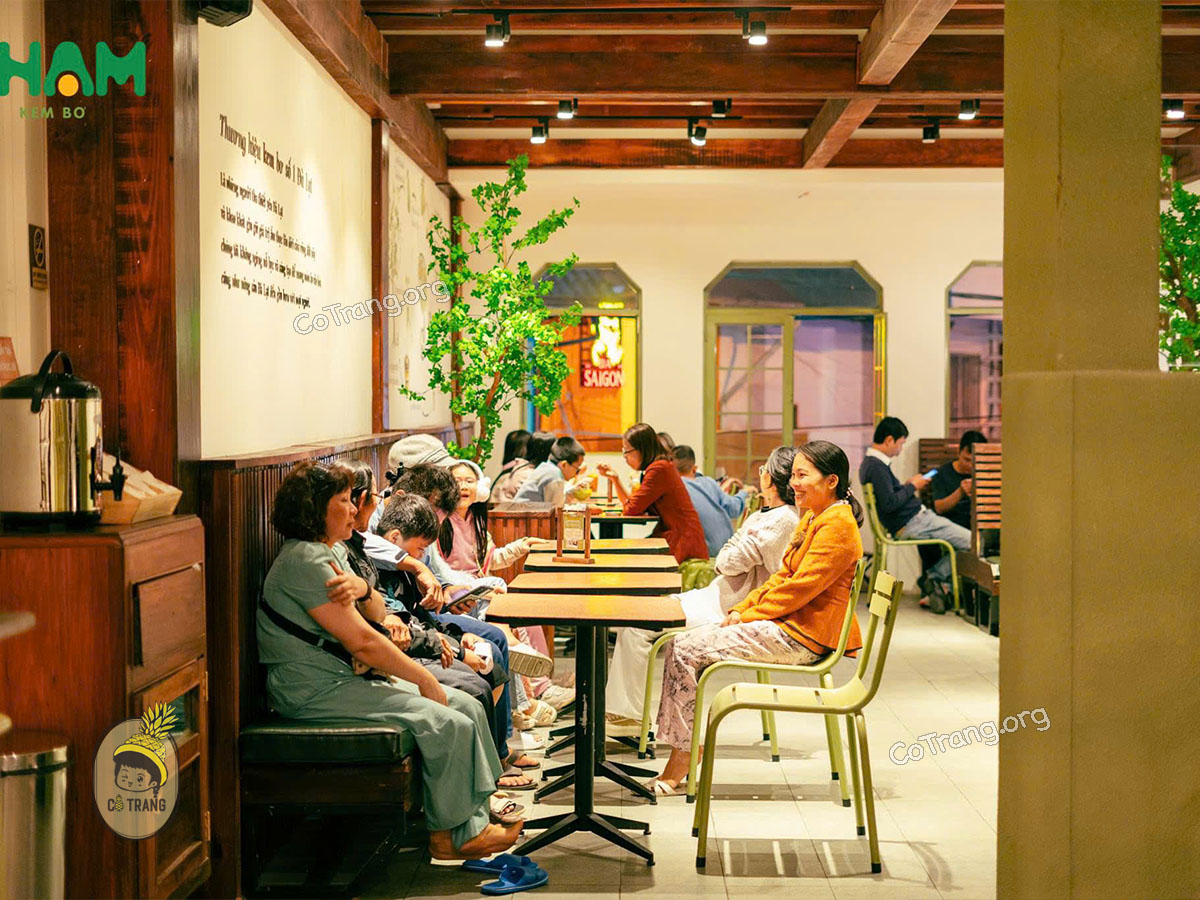 Trải Nghiệm Kem Bơ Siêu Ngon tại Chạm - Cafe & Kem Bơ Đà Lạt, Menu, Review